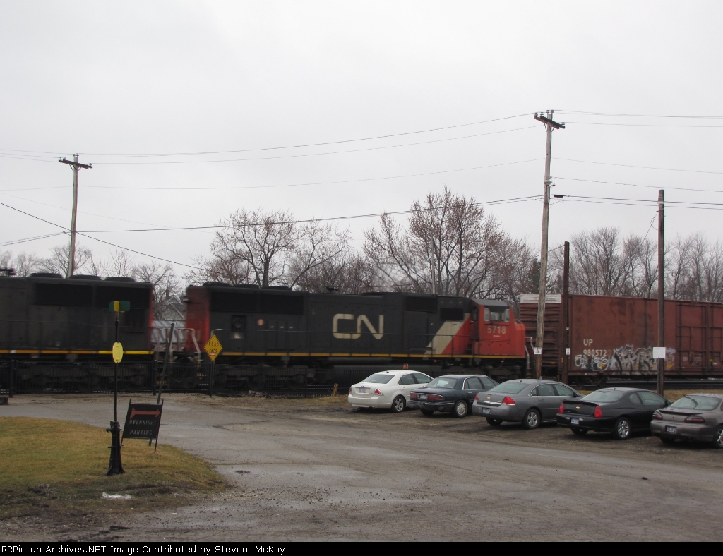 CN 5718